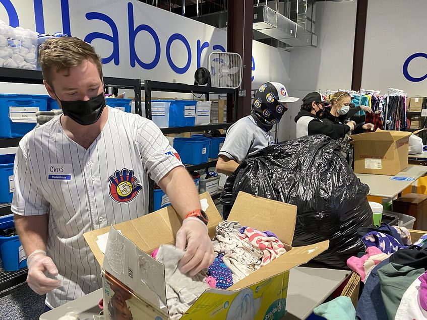 High 5 Plumbing Gives High Fives to Denver Community | phcppros